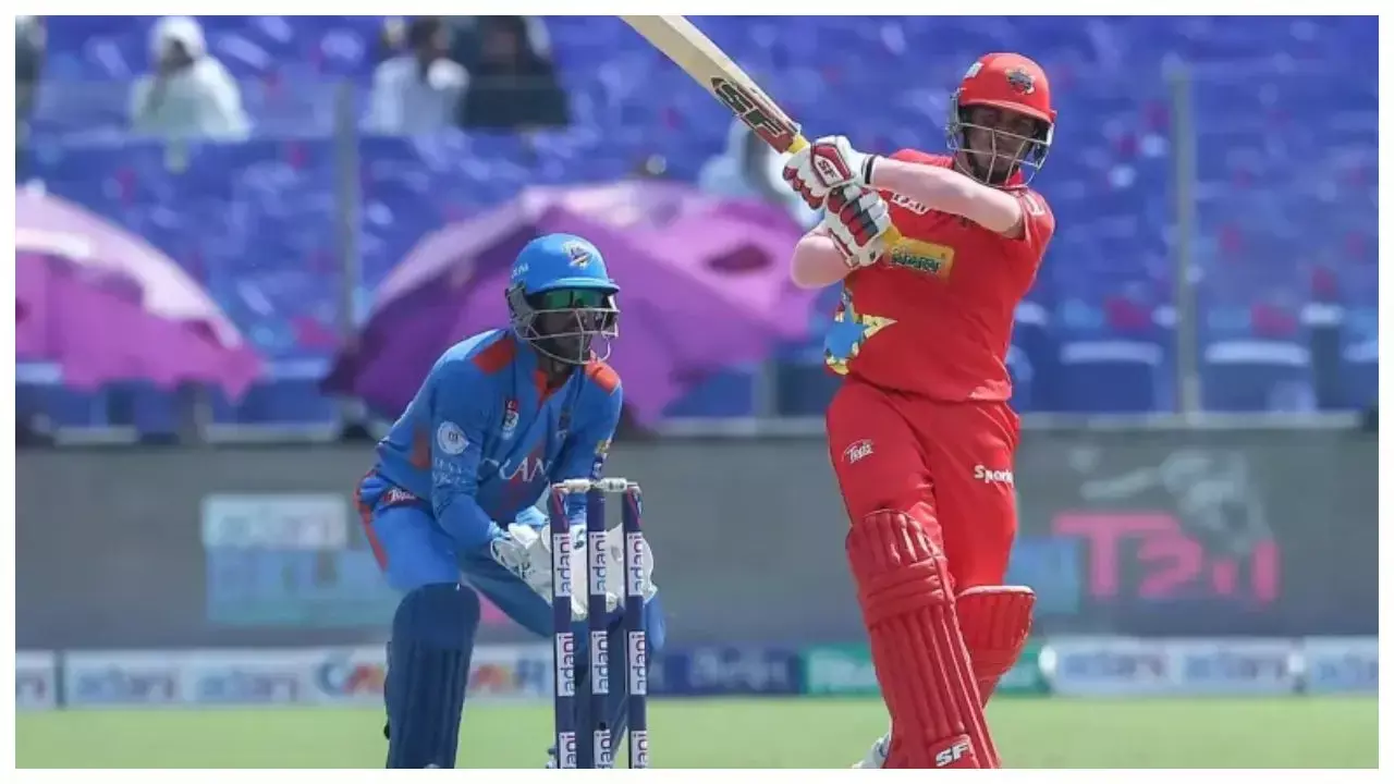 DPL 2025: 9 छक्के..7 चौके, 52 गेंद में शतक, IPL के बाद DPL में प्रियांश आर्य का बवाल | Priyansh ...